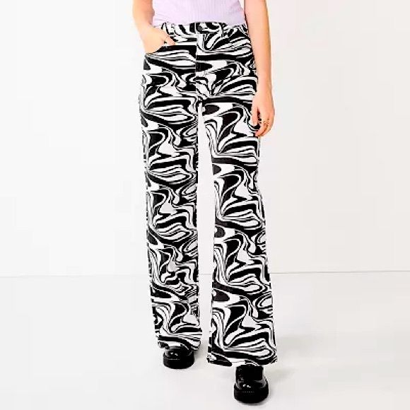 SO | Jeans | So Kohls Black And White Swirled Design Wideleg Jeans ...